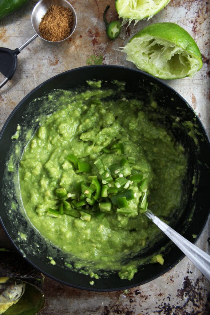 Healthy Guacamole in 5 Minutes